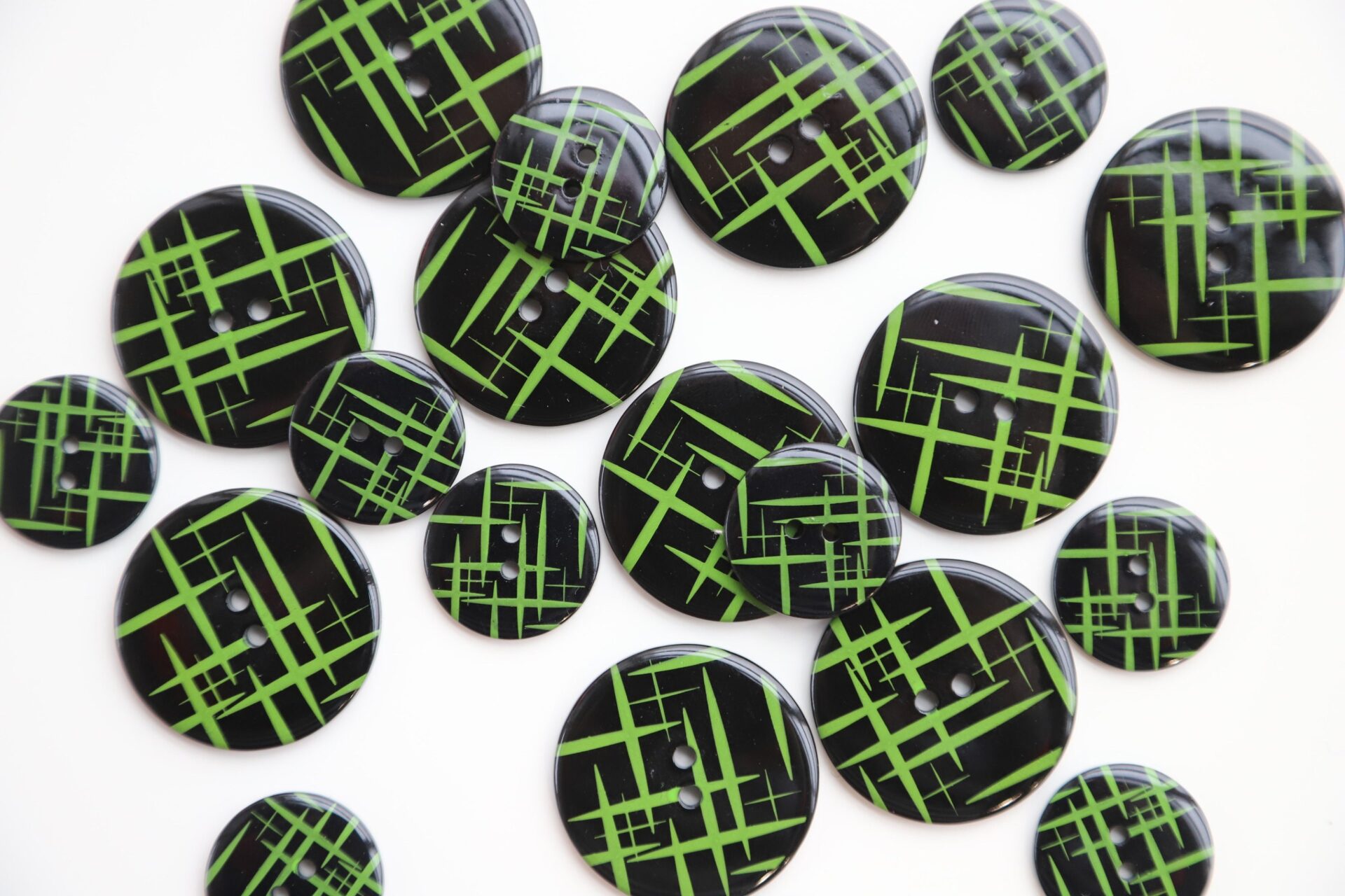 Mid Century Modern Crosshatch - 28mm & 35mm - Dot To Dot Studio