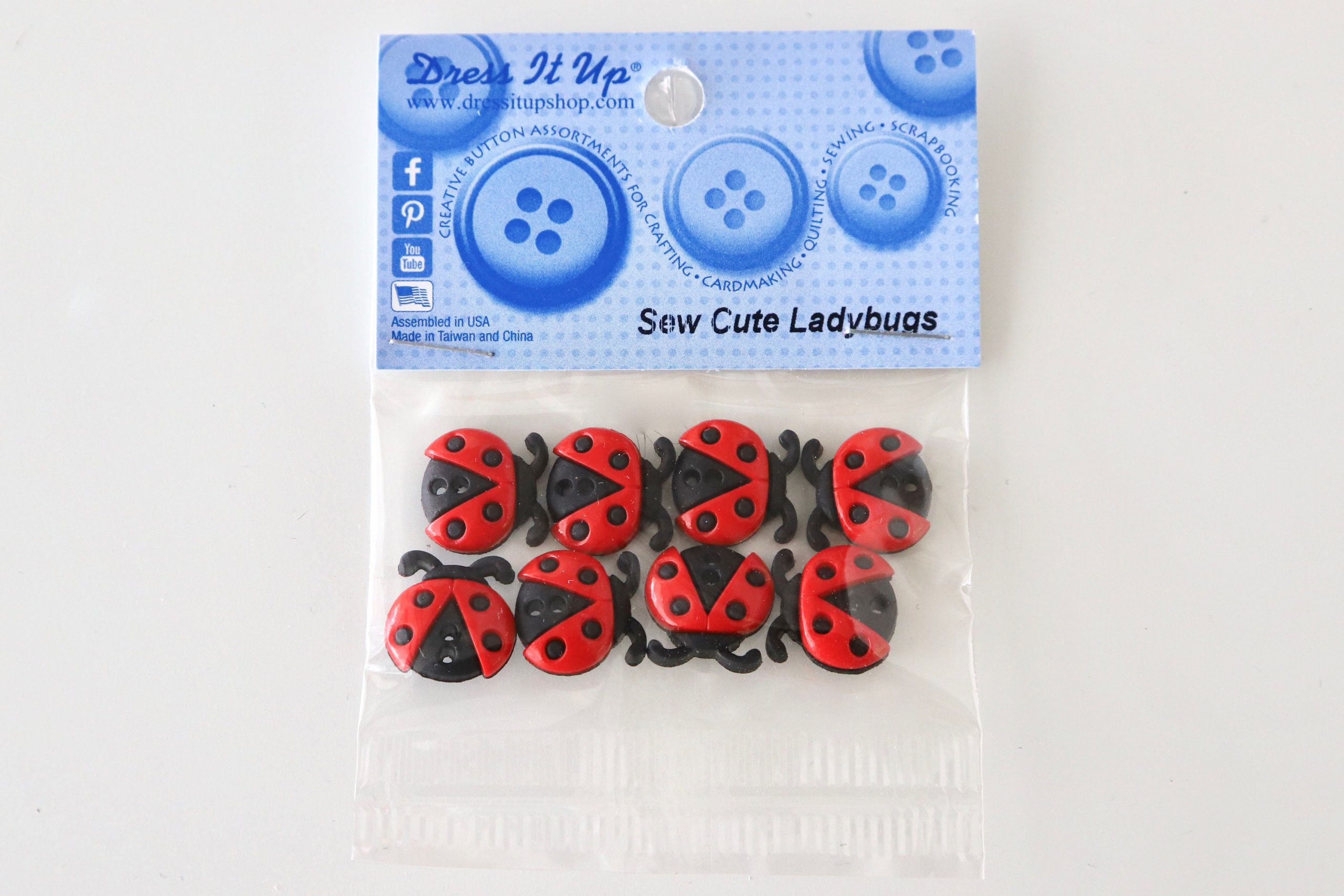 Cute Ladybirds - Set of 8 Novelty Buttons - 'Dress It Up' Buttons for ...