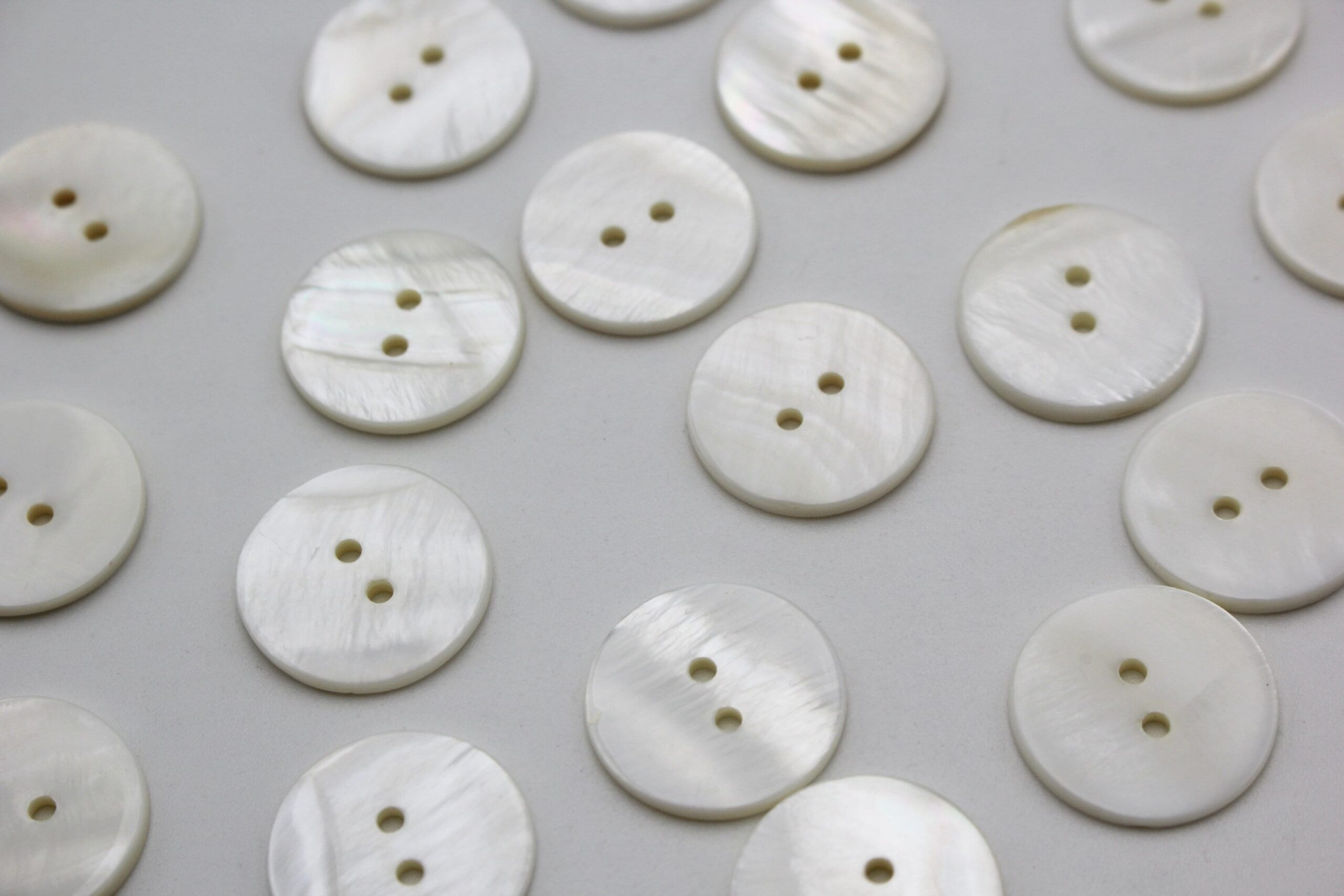 Chunky Flat Natural River Shell Buttons - Dot To Dot Studio